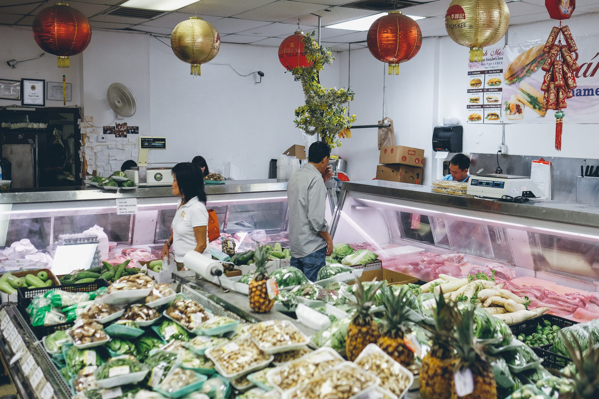 Photo Essay: A changing Mills 50 with Ben of Tien Hung Market - Bungalower